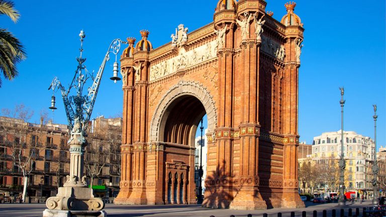 Arc de Triomf. La puerta a la modernidad de Barcelona