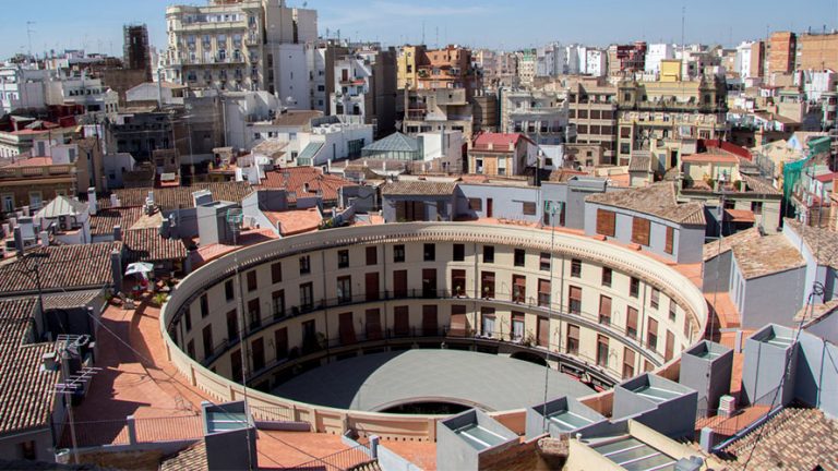 Plaça Redona in Valencia, a rumbustious journey to the 19th century