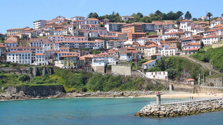 Qué ver en Arriondas, el pueblo del descenso del Sella