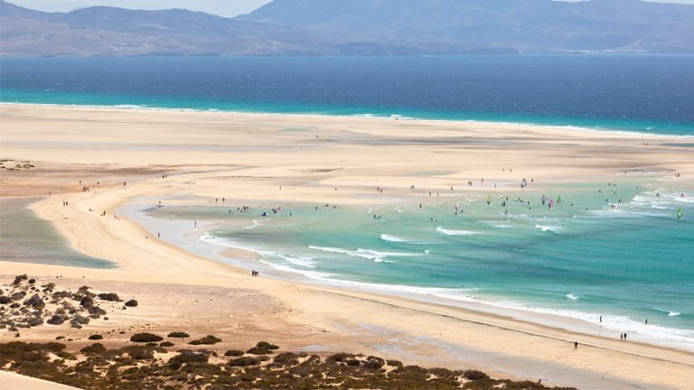 Discover Sotavento beach in Fuerteventura - Barceló Experiences