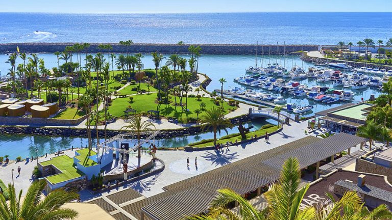 Anfi del Mar, una playa artificial perfecta en Gran Canaria