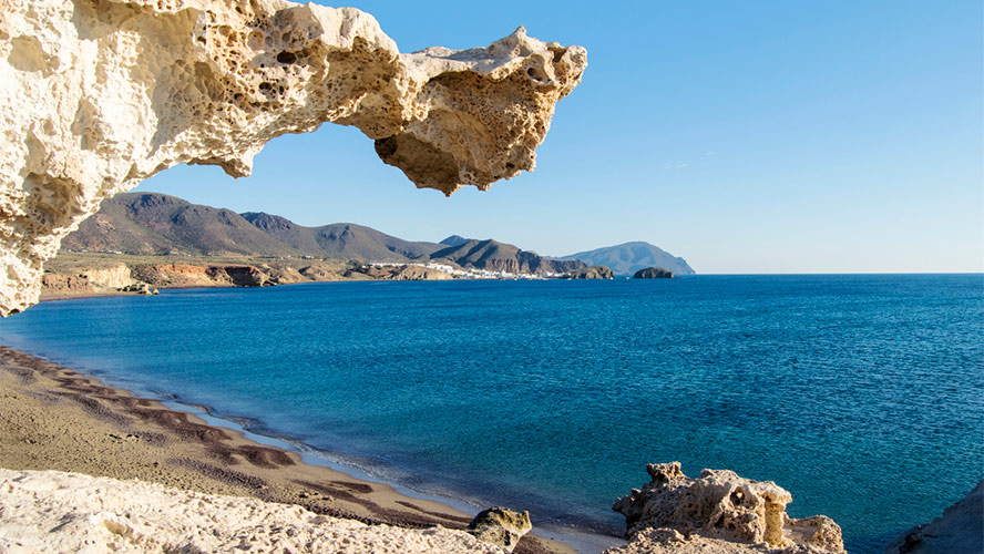 Níjar: a privileged enclave of mountains, countryside and sea