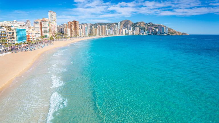 Playas y calas en Benidorm – Barceló Experiences