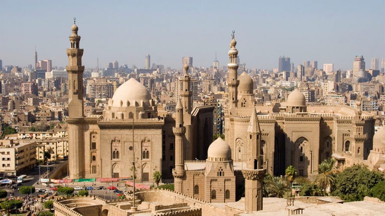 Al-Azhar Mosque: a symbol of Islamist culture in Egypt