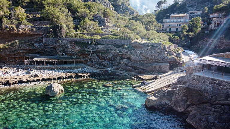 Playa de Llucalcari, una cala escondida junto a Deià
