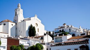 What to see in Cadaqués, the idyllic retreat of Dalí