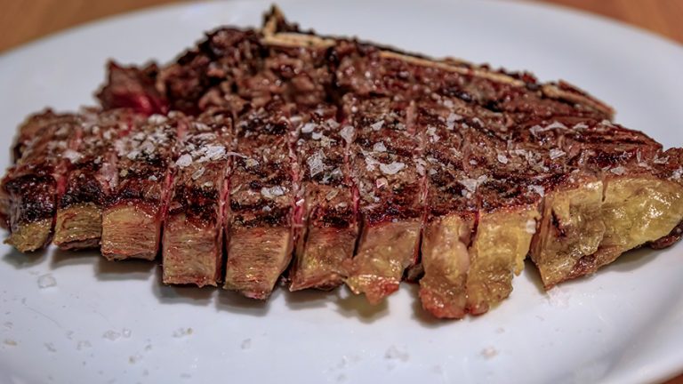 La comida típica de Navarra de huerta, montaña y lejanos mares ...