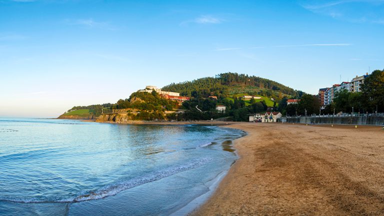 What to see in Lekeitio, the home of the brave whalers whose tradition ...